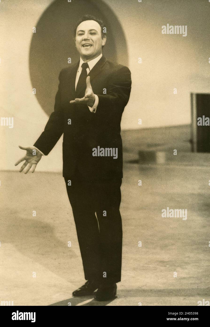 Italian singer and actor Claudio Villa, 1970s Stock Photo - Alamy