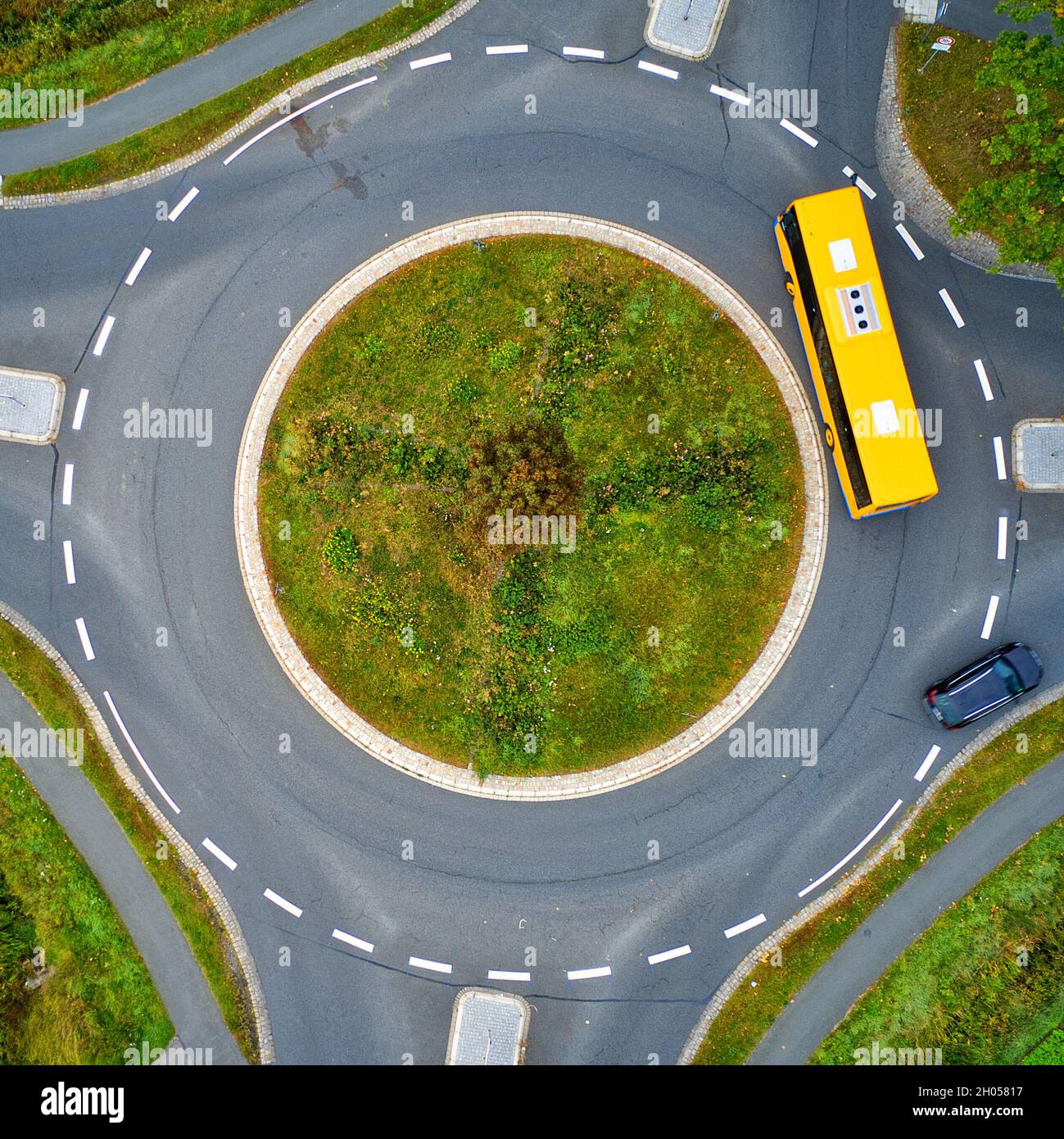 Aerial view traffic circle hi-res stock photography and images - Alamy