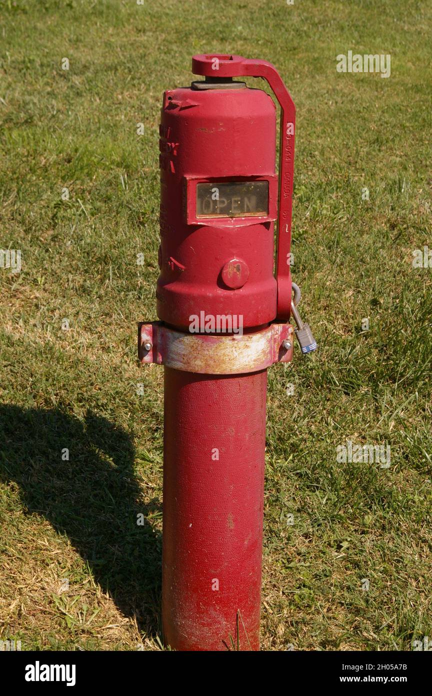 Commercial valve hi-res stock photography and images - Alamy