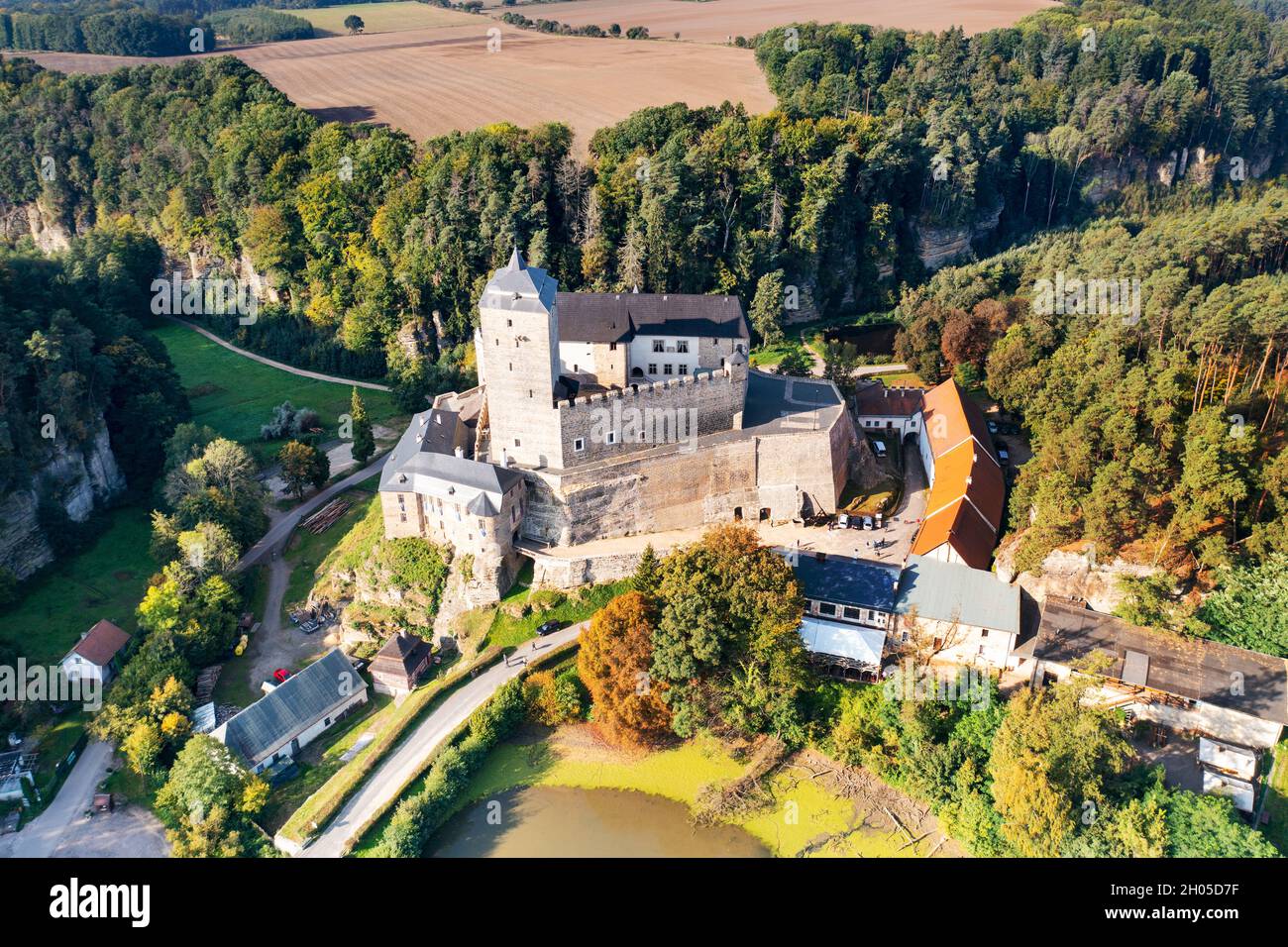 Gotický hrad Kost u Sobotky, Cesky raj, Ceska republika / gothic castle ...