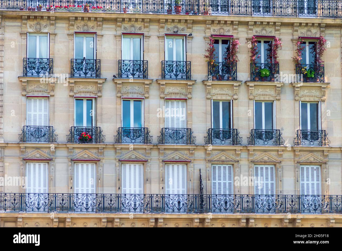 Typical architectural features of parisian buildings. Stone repetitive ...