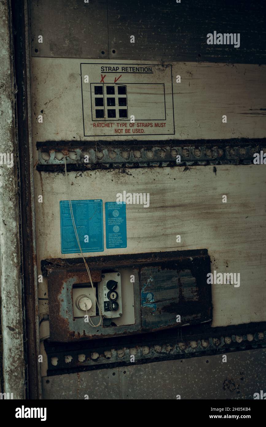 Vintage lift hi-res stock photography and images - Alamy