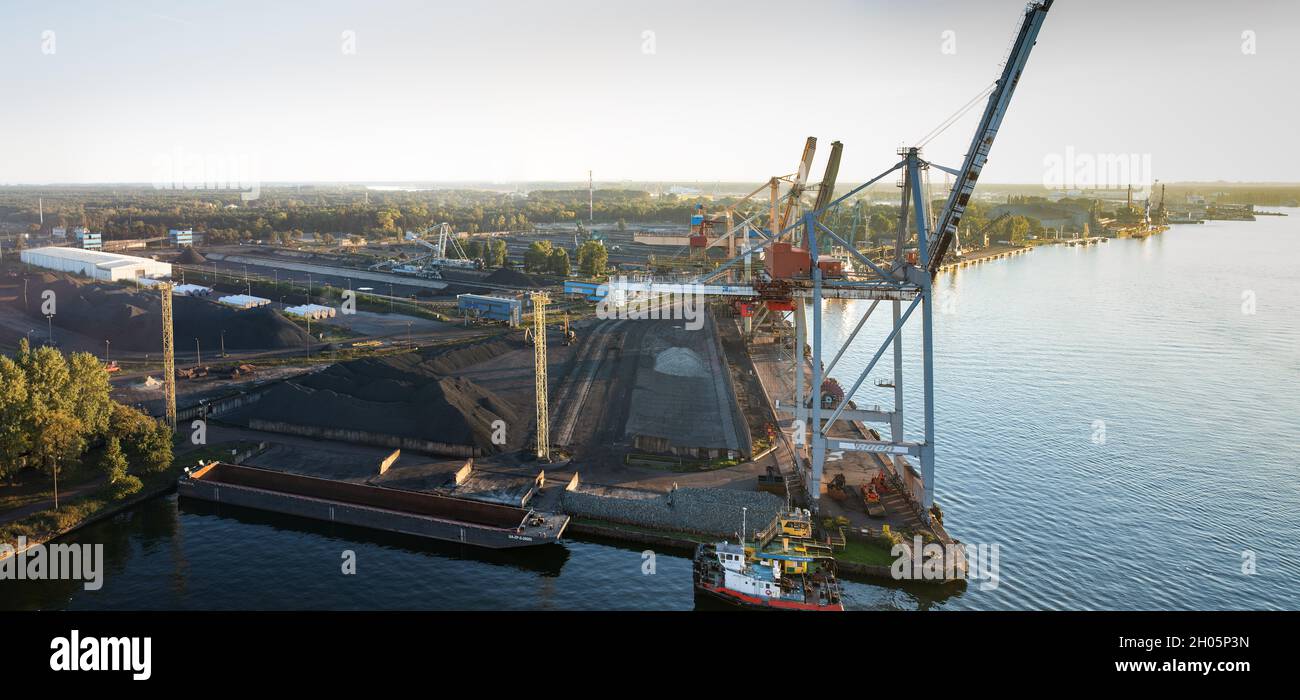Swinoujscie, Poland - Transshipment port for coal, apatite, phosphate ...