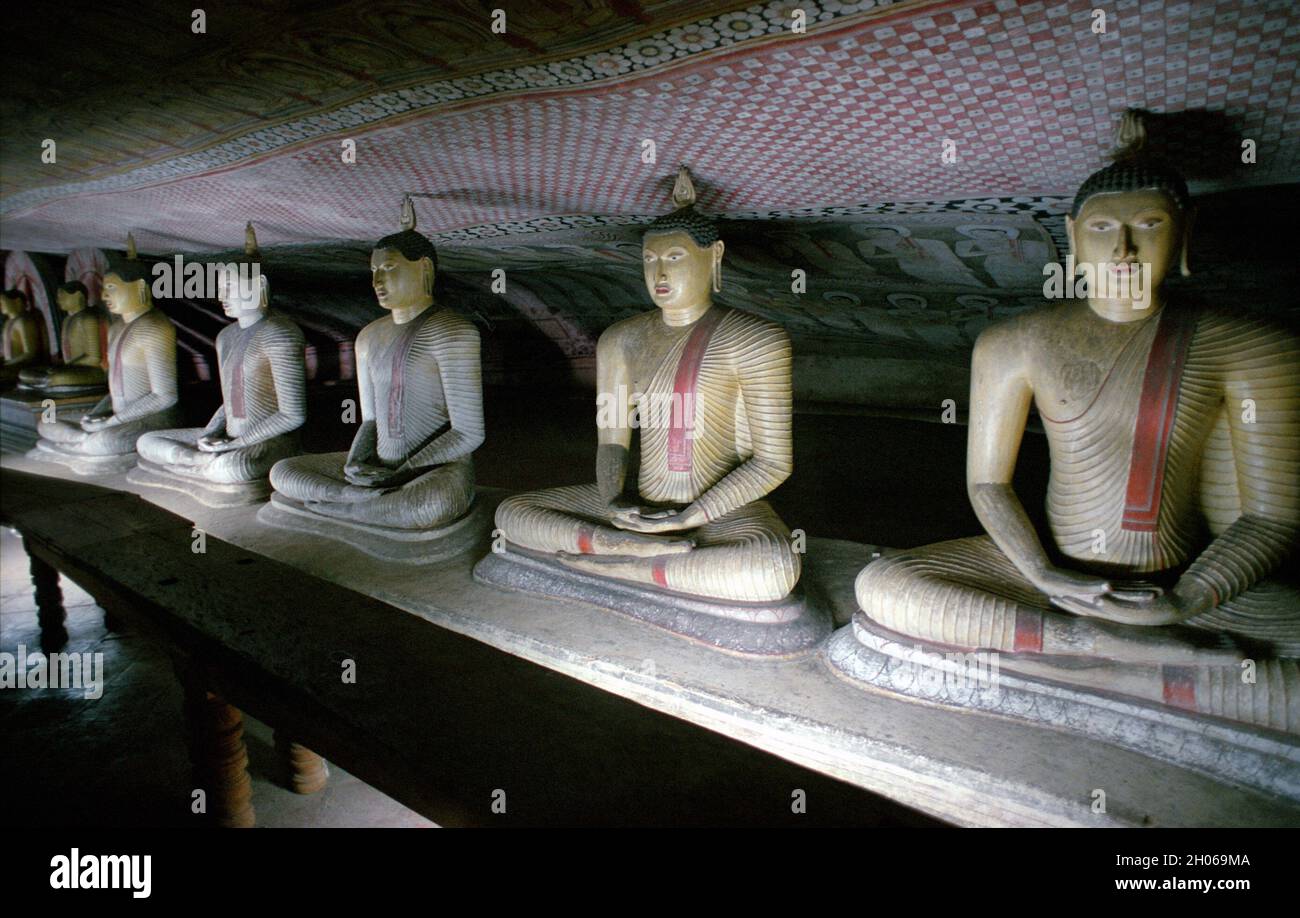 SRI LANKA The caves of the Dambulla Golden Temple with many Budda ...