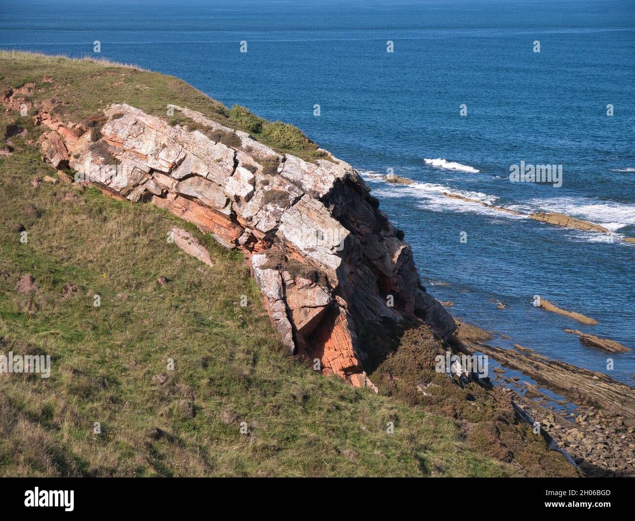 Sedimentary strata layers hi-res stock photography and images - Alamy