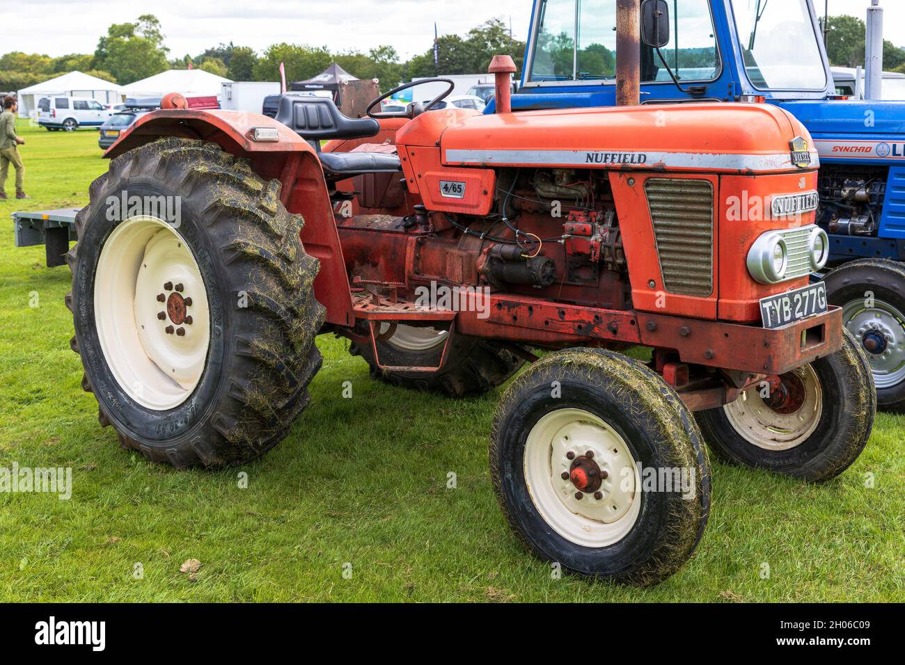 A 1968 Nuffield 4-65 Vintage Tractor, Reg No: TYB 277G, at Chew Stoke ...