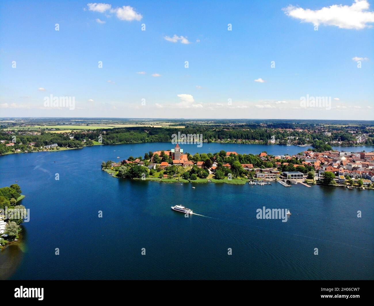 Der ratzeburger dom hi-res stock photography and images - Alamy