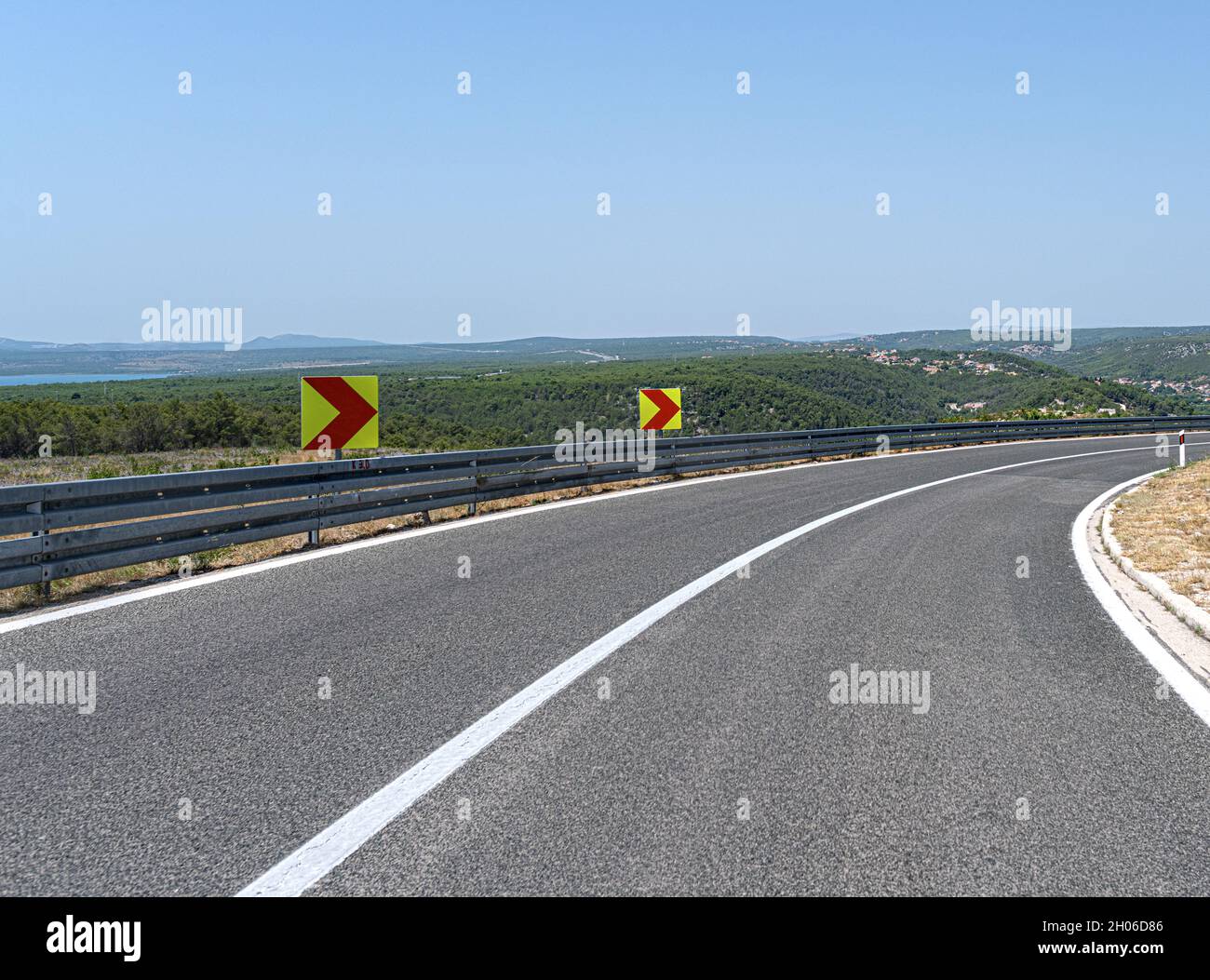 Car sharp curve hi-res stock photography and images - Alamy