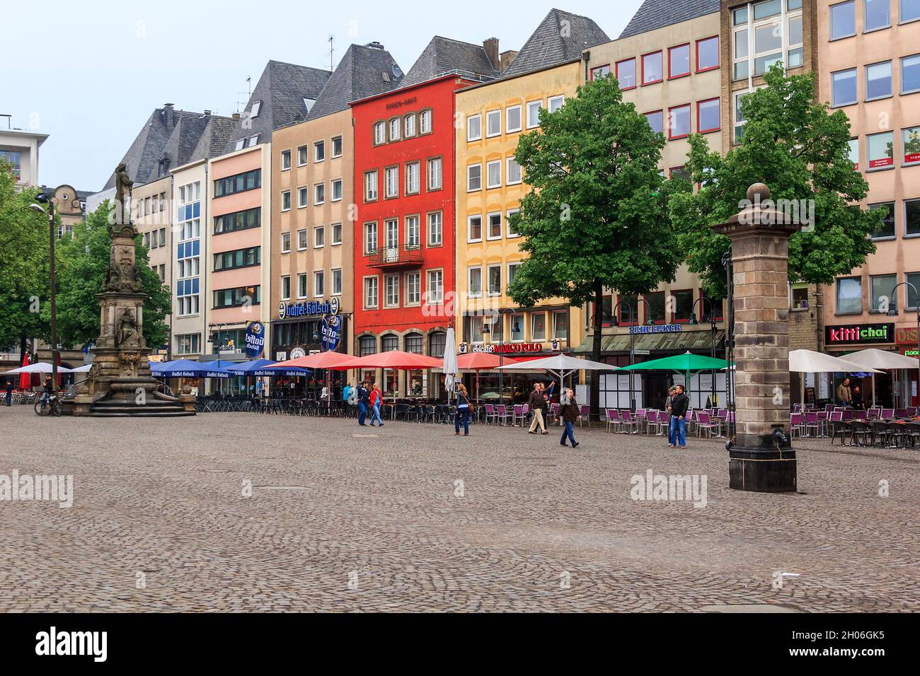 Alter markt cologne hi-res stock photography and images - Alamy
