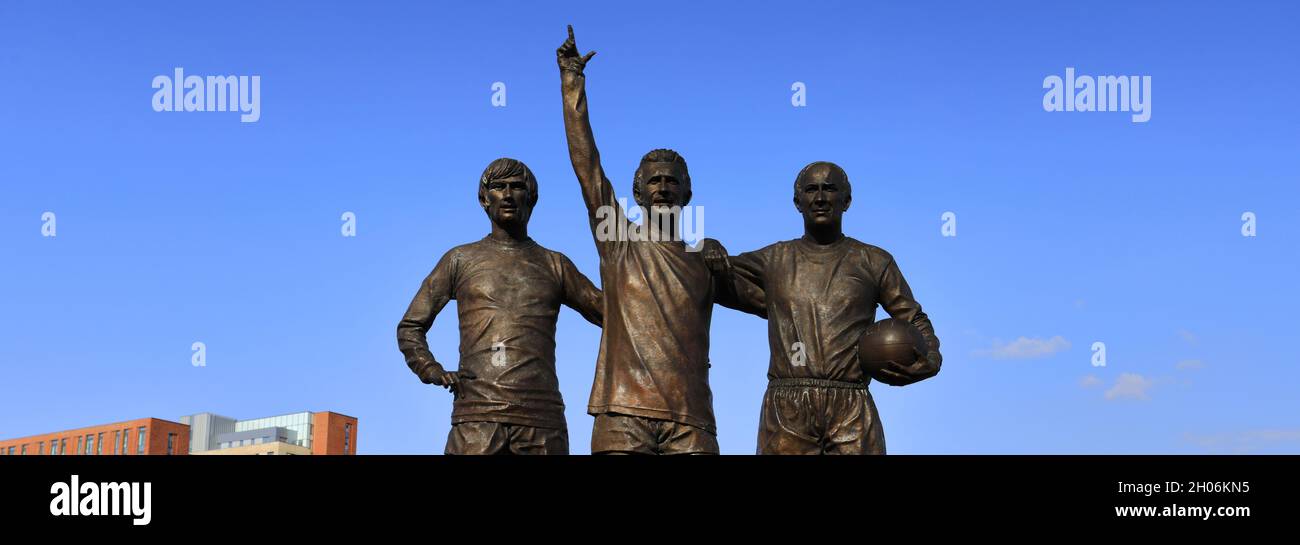 The United Trinity sculptor by Philip Jackson, Manchester United's Old ...