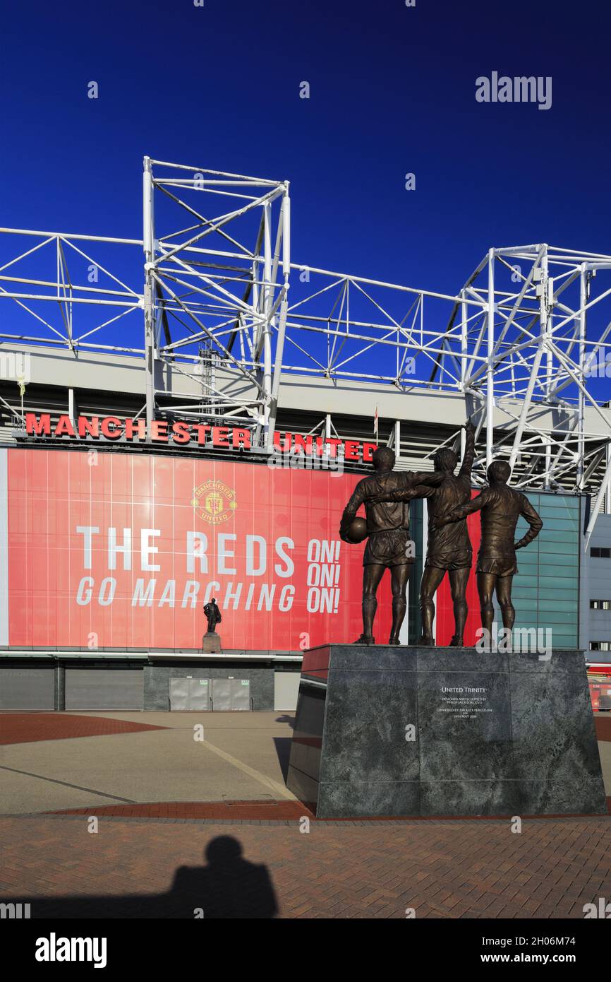 The United Trinity sculptor by Philip Jackson, Manchester United's Old ...