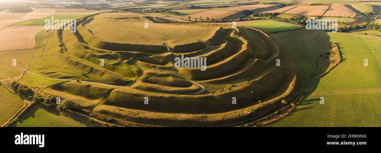Maiden castle and dorset and aerial hi-res stock photography and images ...