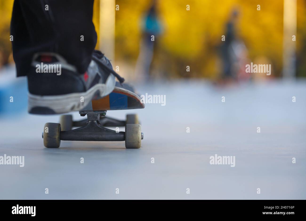 Concrete skateparks hi-res stock photography and images - Alamy