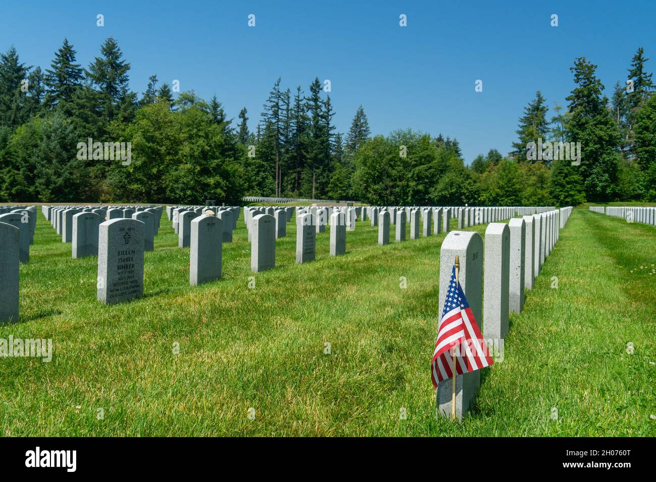Tahoma national cemetery hi-res stock photography and images - Alamy