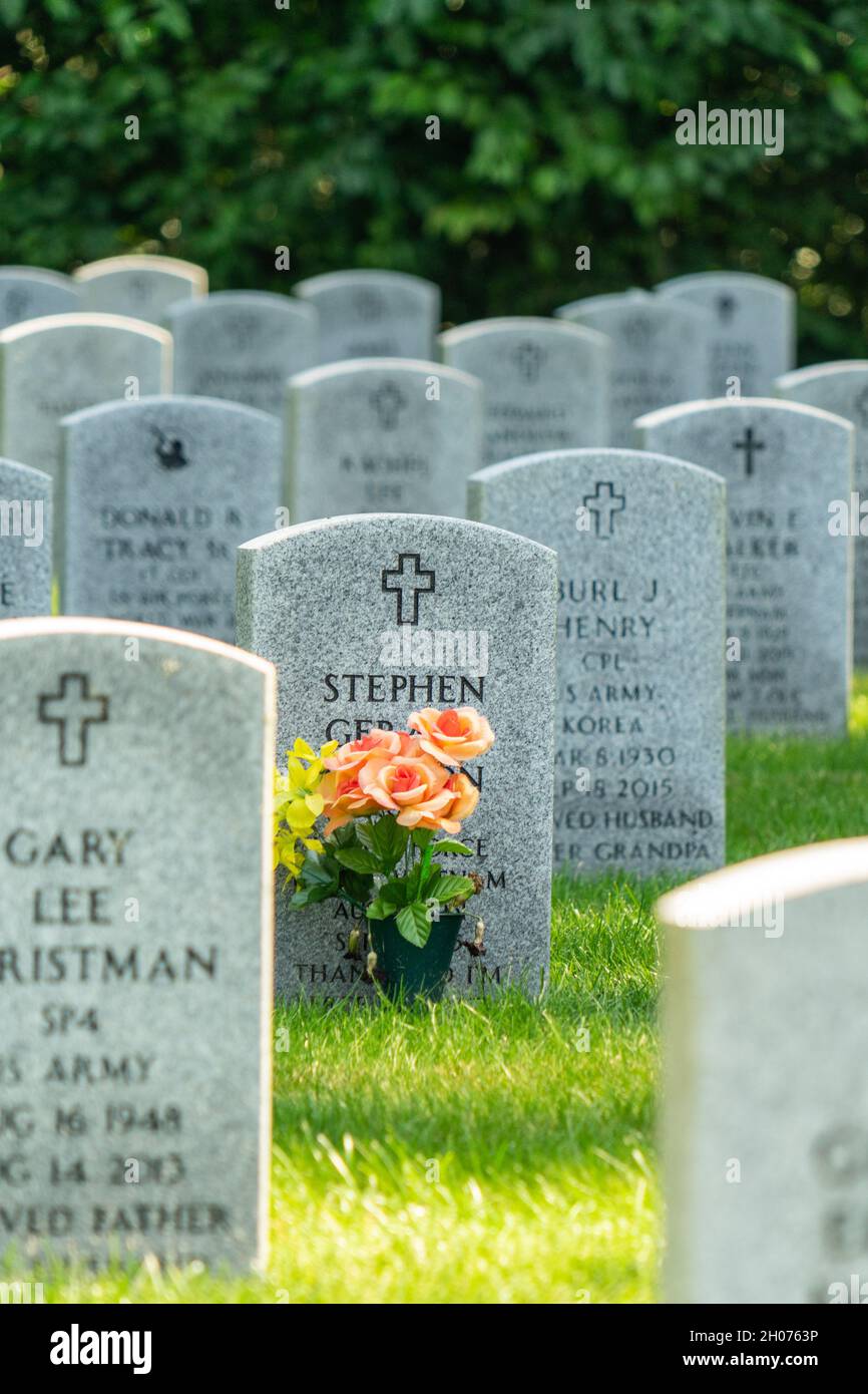 Tahoma national cemetery hi-res stock photography and images - Alamy