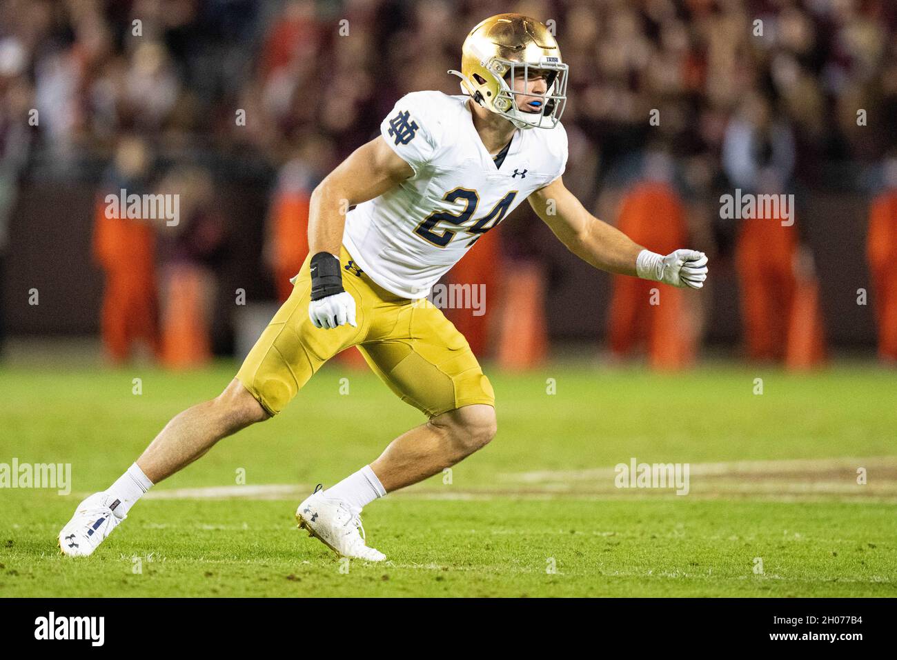 Notre Dame Fighting Irish linebacker Jack Kiser (24) plays during the ...