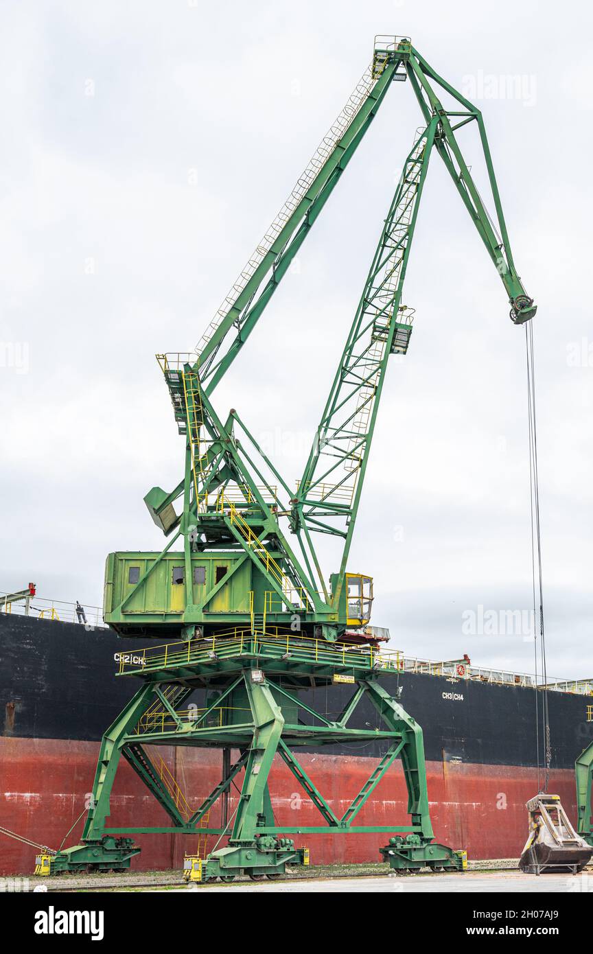 Embankment machine hi-res stock photography and images - Alamy