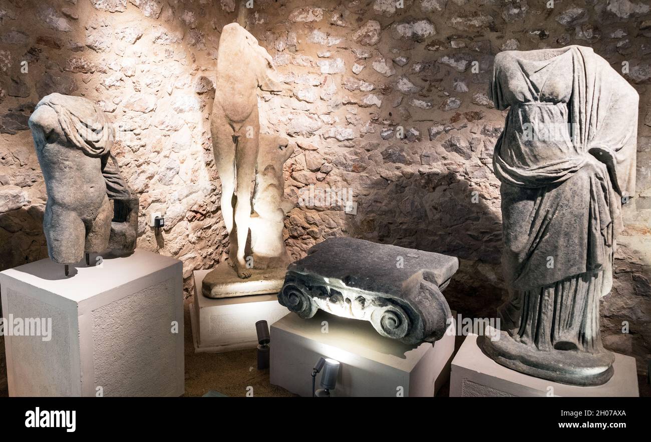 Classic castle greek peloponnese hi-res stock photography and images ...