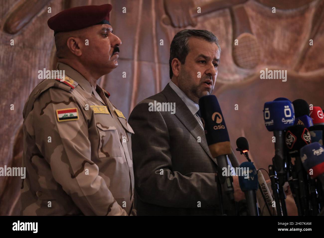 Joint military commission hi-res stock photography and images - Alamy