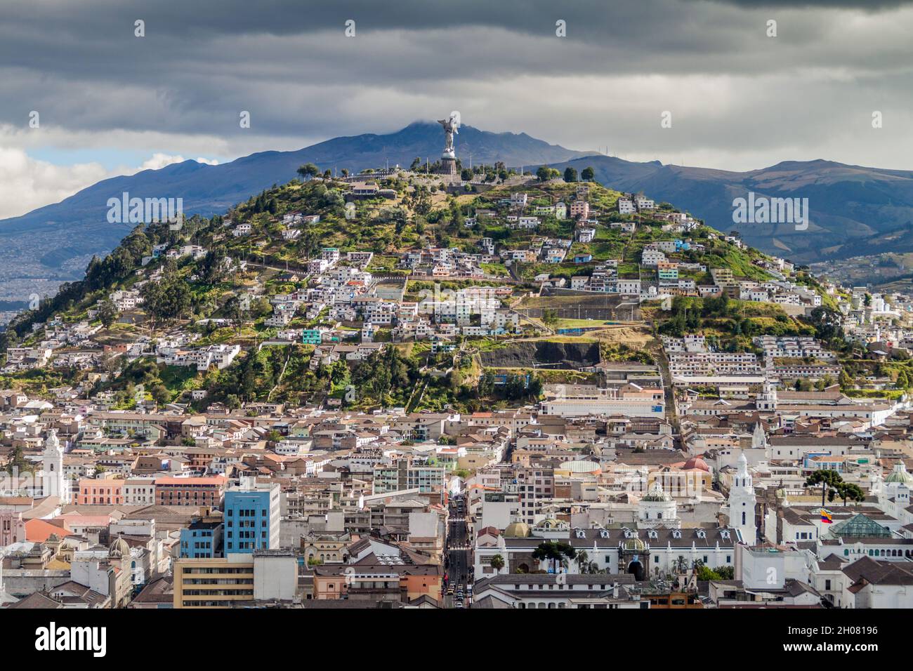 El Panecillo hill in Quito, Ecuador Stock Photo - Alamy