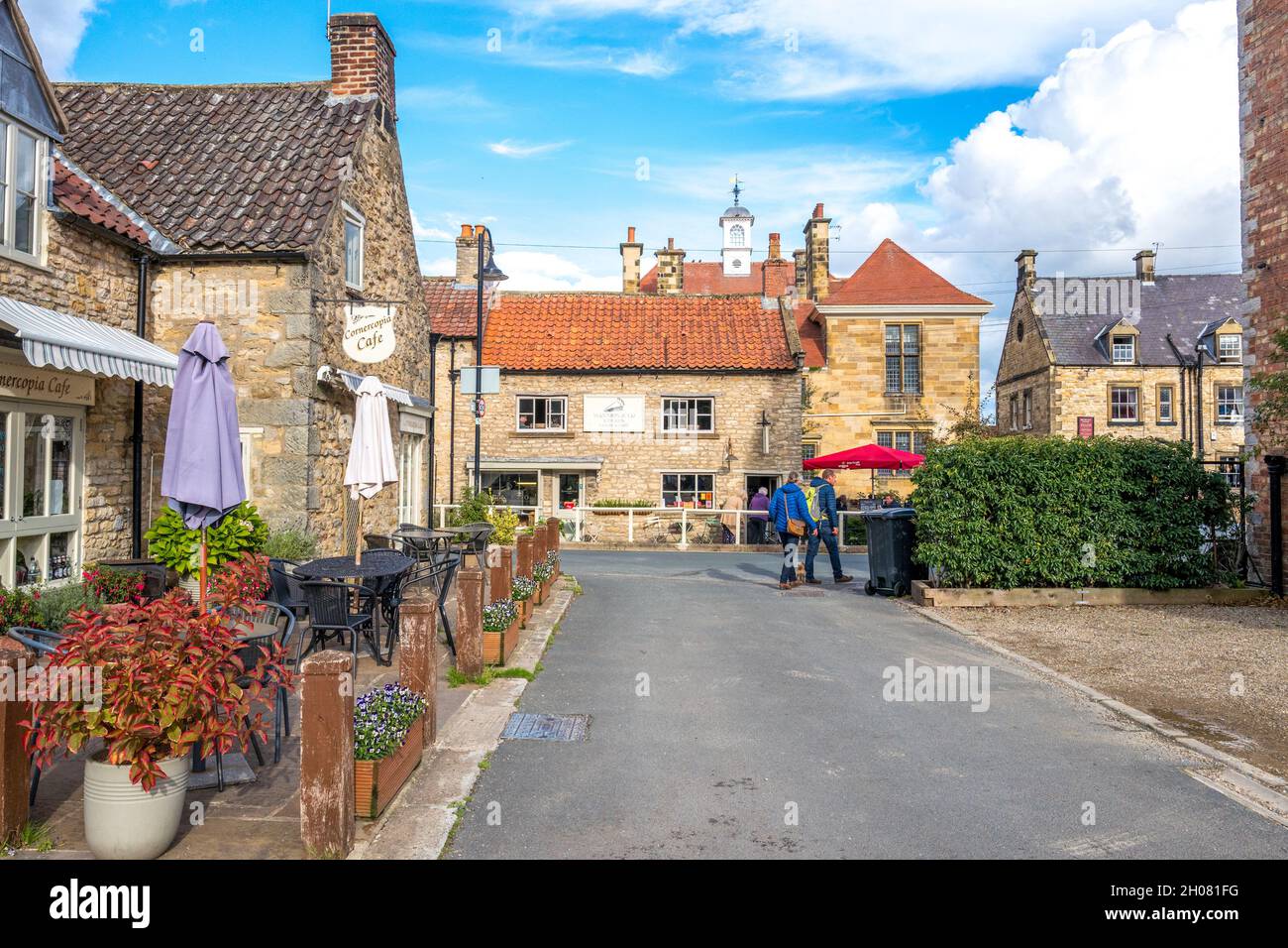 The small market town of Helmsley in North Yorkshire, England, UK Stock ...