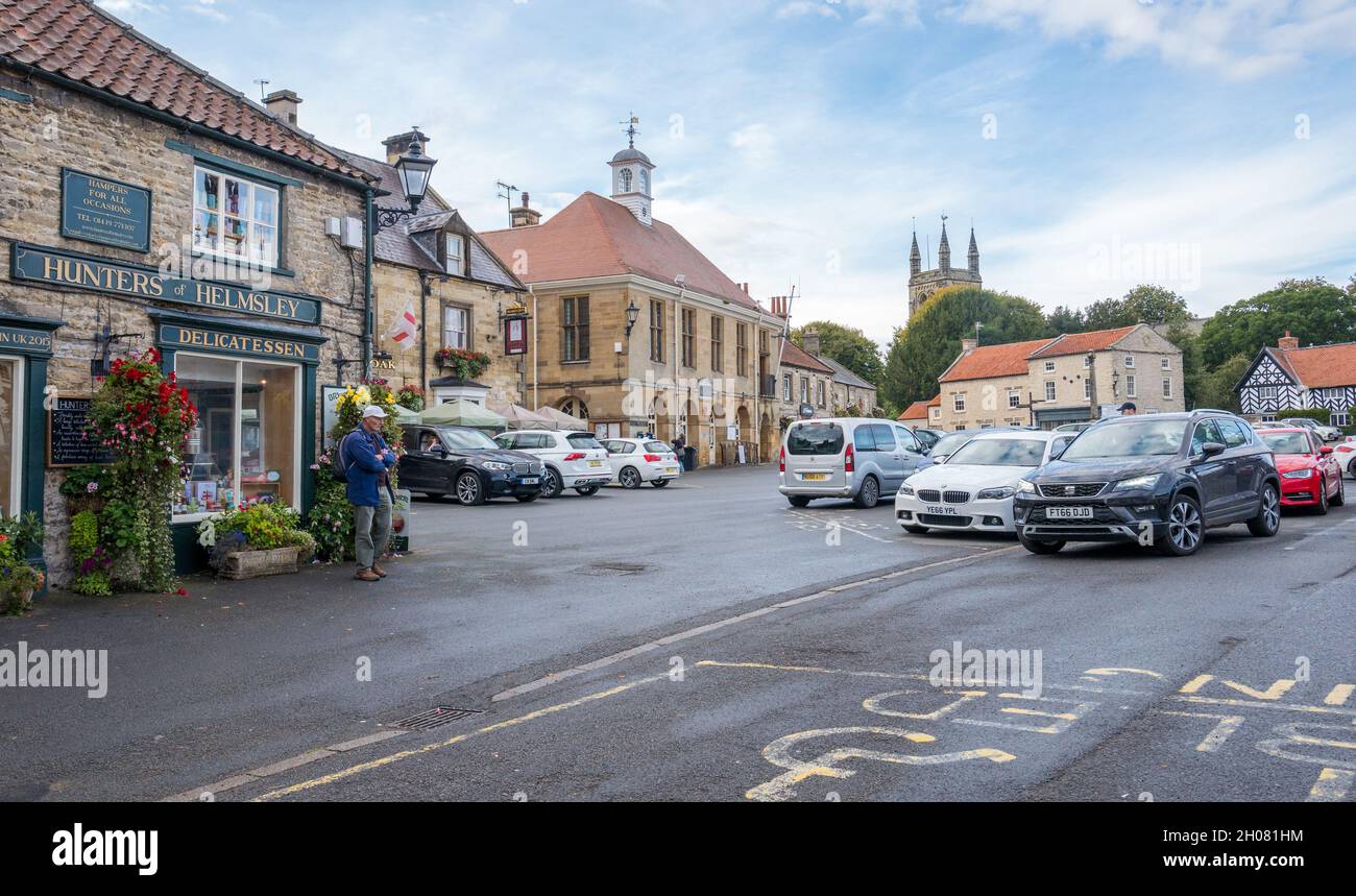 The small market town of Helmsley in North Yorkshire, England, UK Stock ...