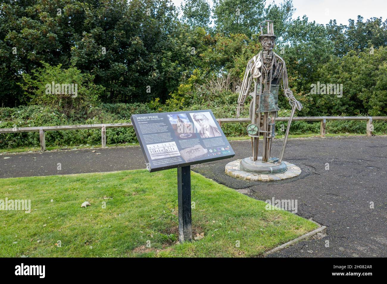 Metal sculpture of Henry Pease, a Victorian Industrialist at Saltburn ...