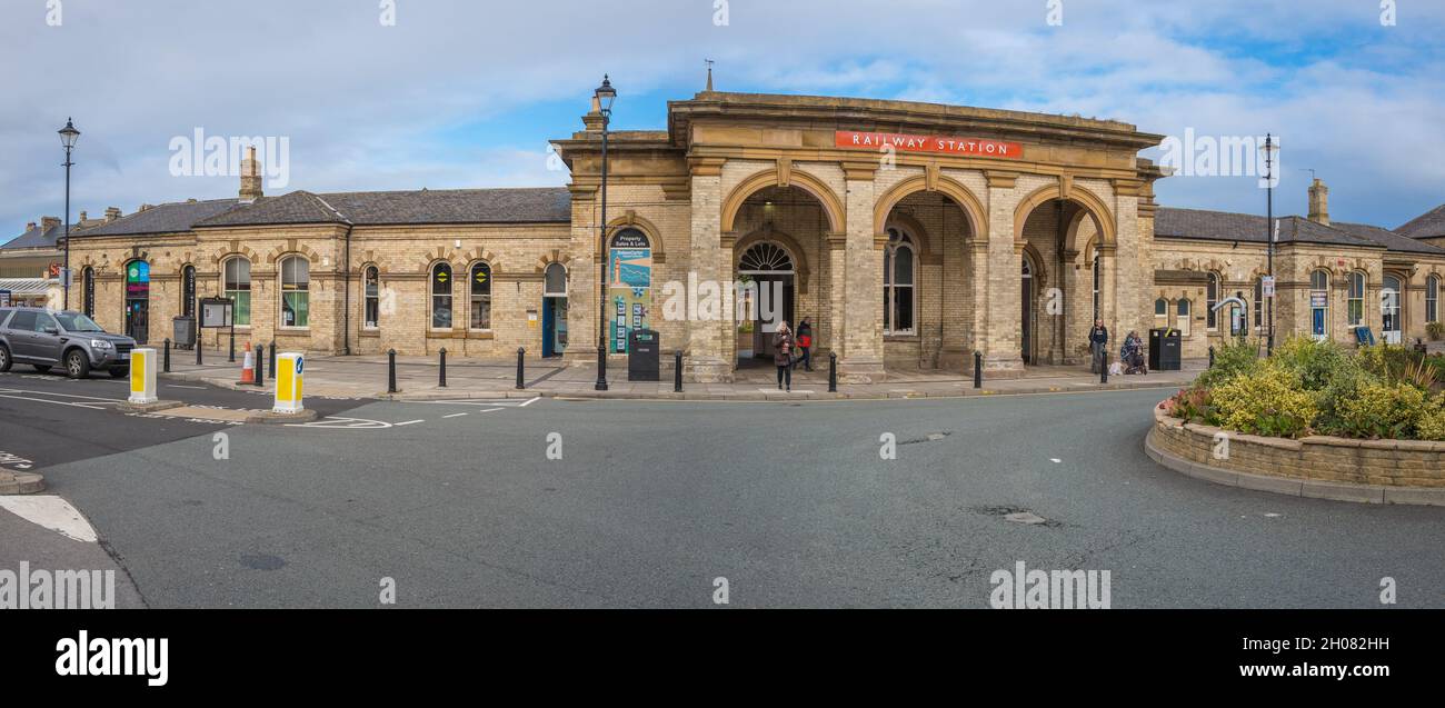 Saltburn by the Sea Victorian railway station Stock Photo - Alamy