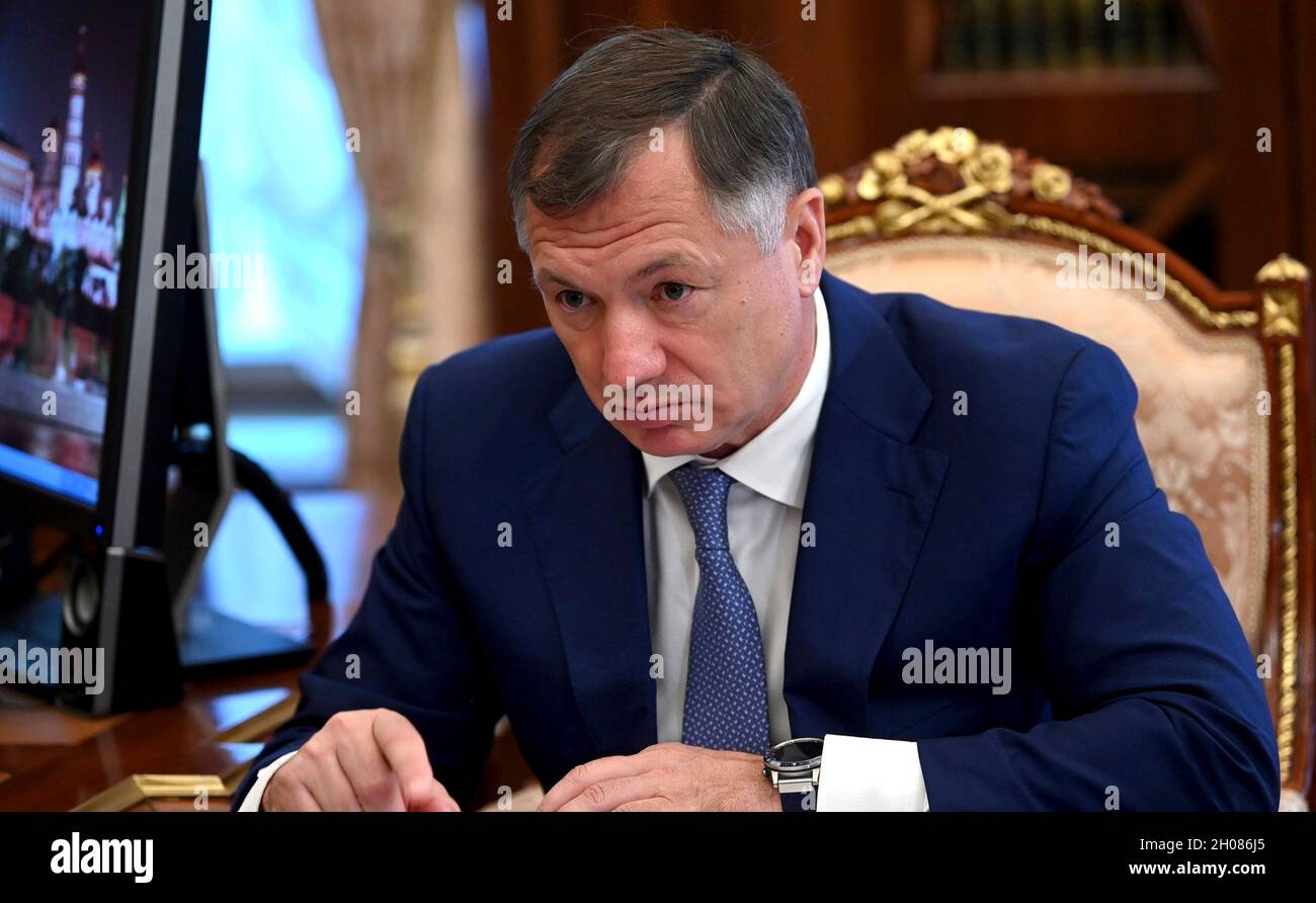 Quizative hi-res stock photography and images - Alamy