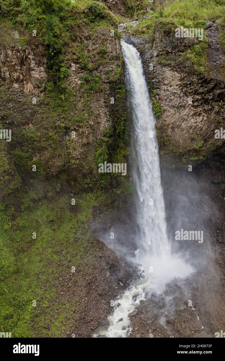 Manto de la Novia (Bridal Veil) waterfall near Banos, Ecuador Stock ...