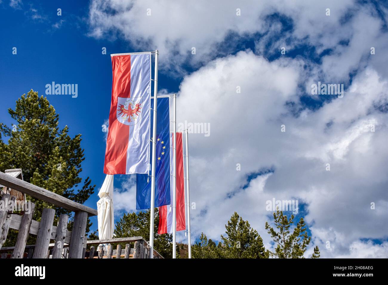 Flagge wald hi-res stock photography and images - Alamy