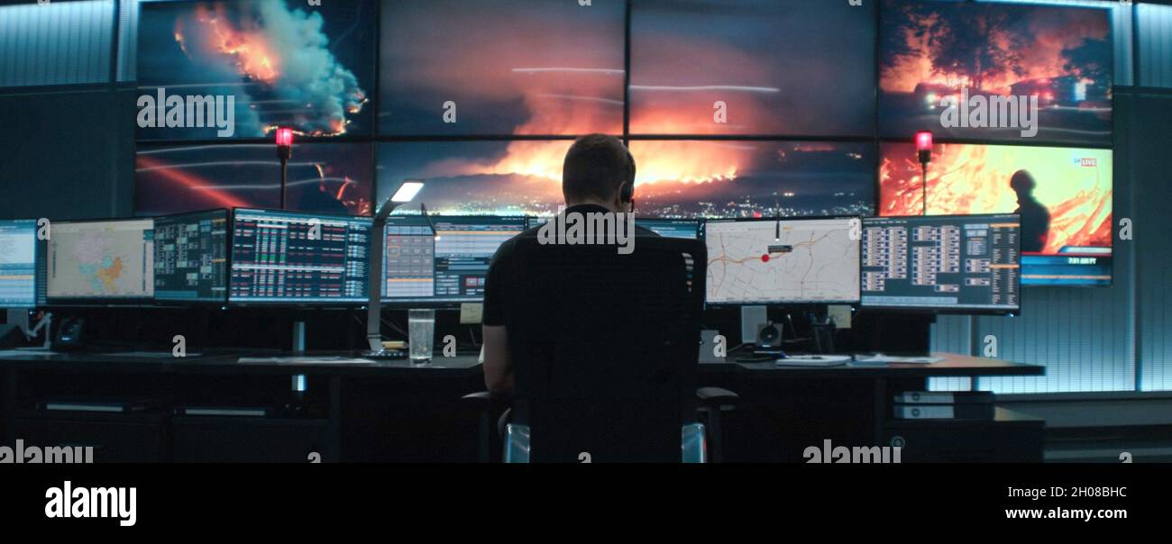 THE GUILTY, Jake Gyllenhaal, 2021. © Netflix / Courtesy Everett ...