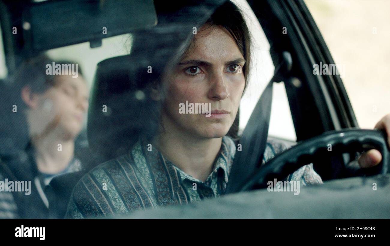 HIVE, Yllka Gashi, 2021. ph: Alexander Bloom / © Kino Lorber / Courtesy ...