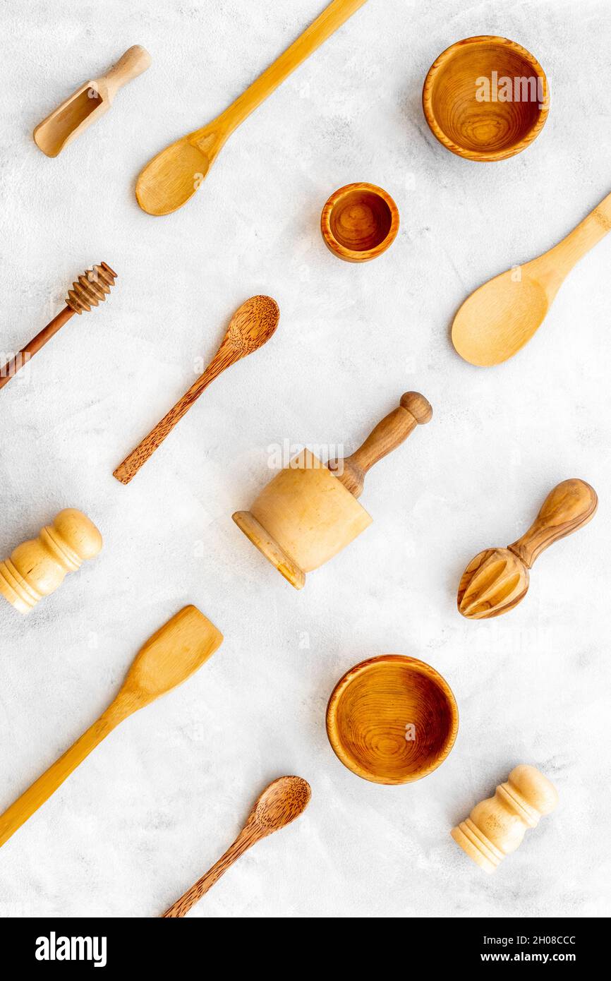 Cooking pattern with wooden kitchen utensils and cookware Stock Photo ...