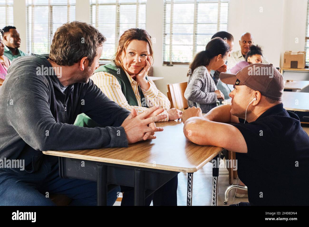 THE STARLING, from left: Chris O'Dowd, Melissa McCarthy, director ...