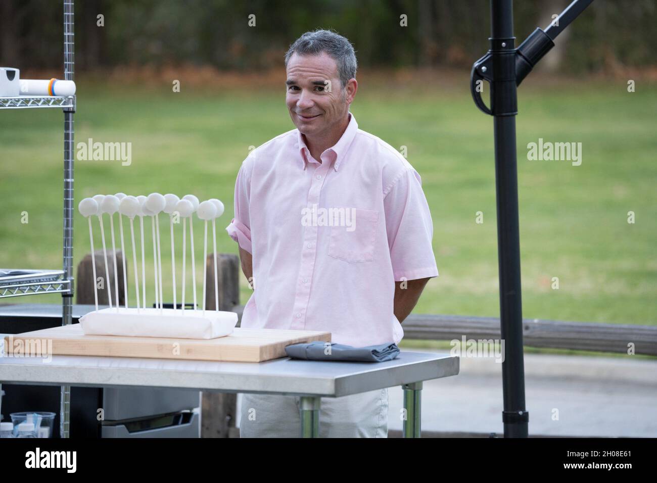 BAKER'S DOZEN, contestant Jonathan Wilson, Mix and Mashup', (Season 1 ...