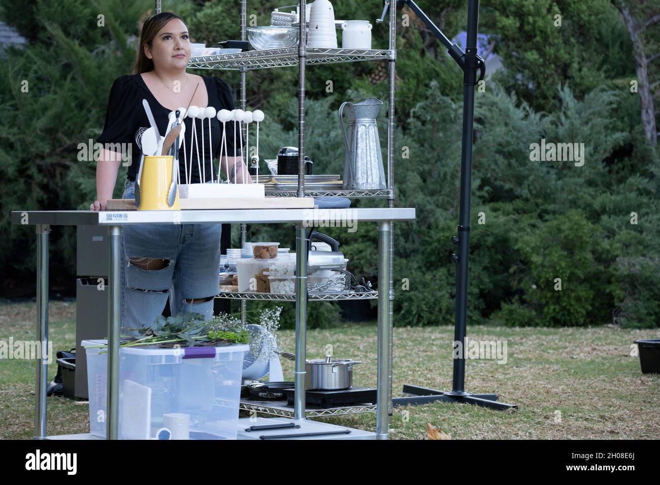 BAKER'S DOZEN, contestant Priscilla Chavez, Mix and Mashup', (Season 1 ...