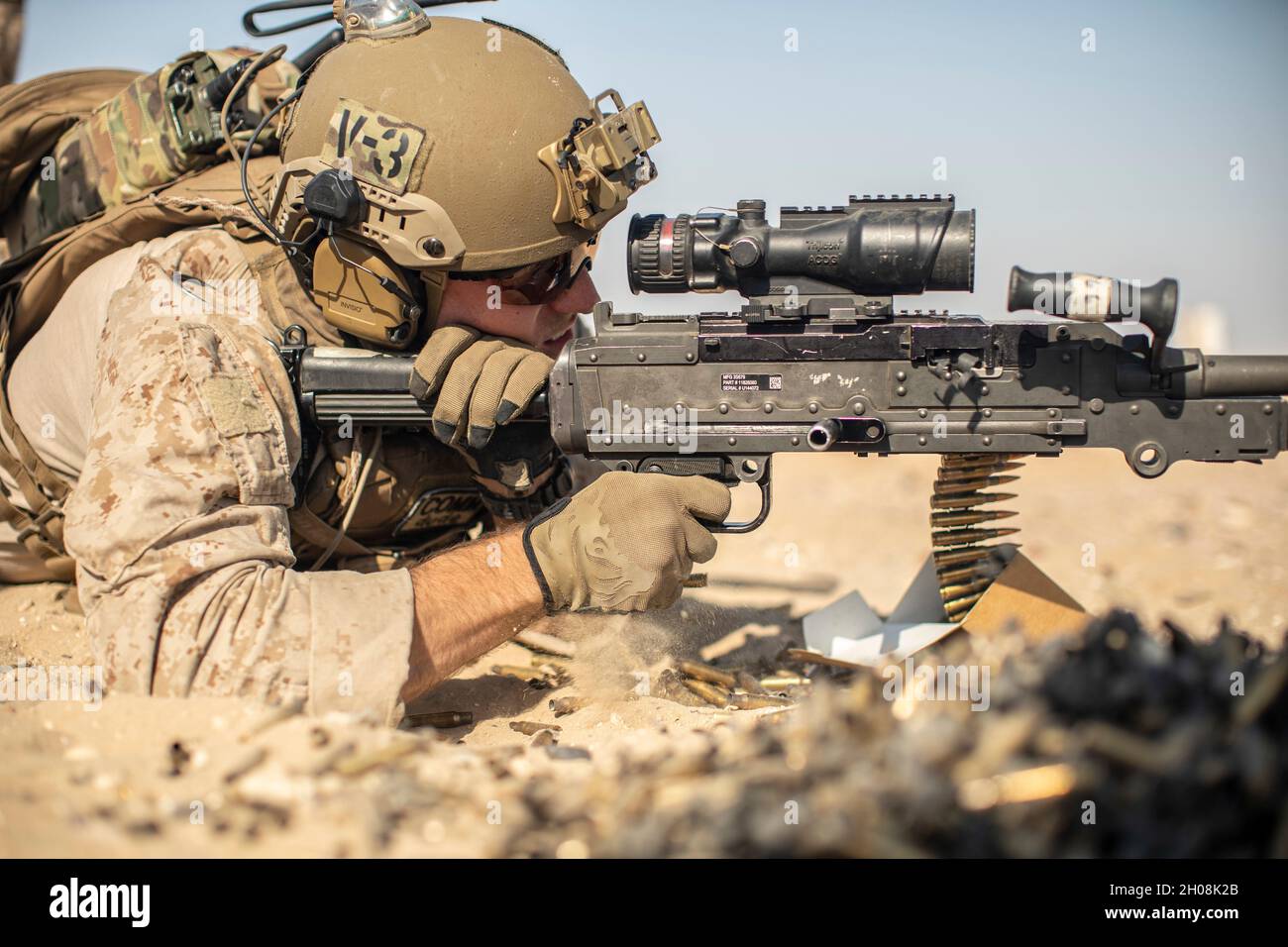 211003-M-ET529-1319 UDARI RANGE COMPLEX, Kuwait (Oct. 3, 2021) Marine ...