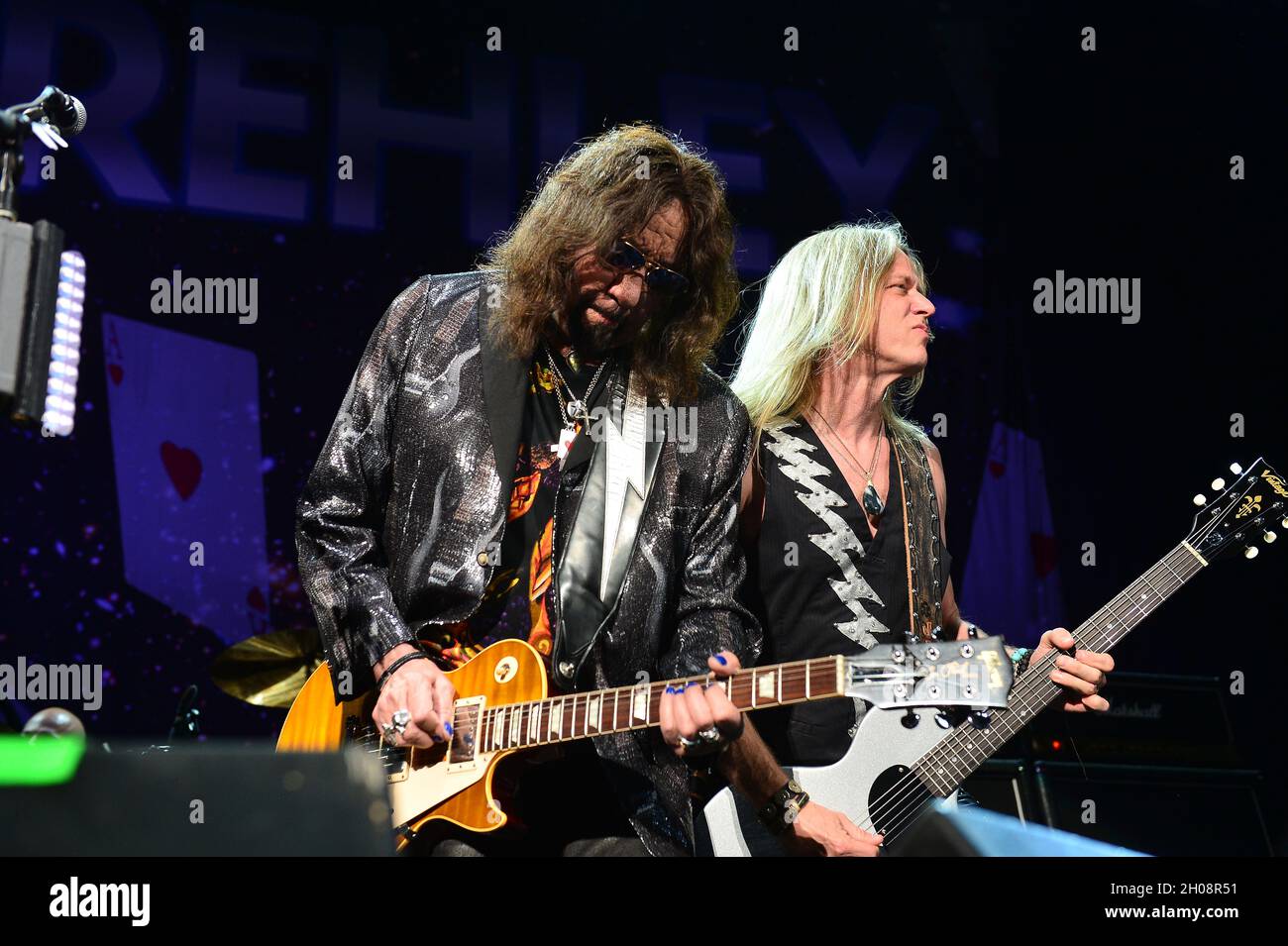 West Palm Beach, USA. 10th Oct, 2021. WEST PALM BEACH, FLORIDA ...