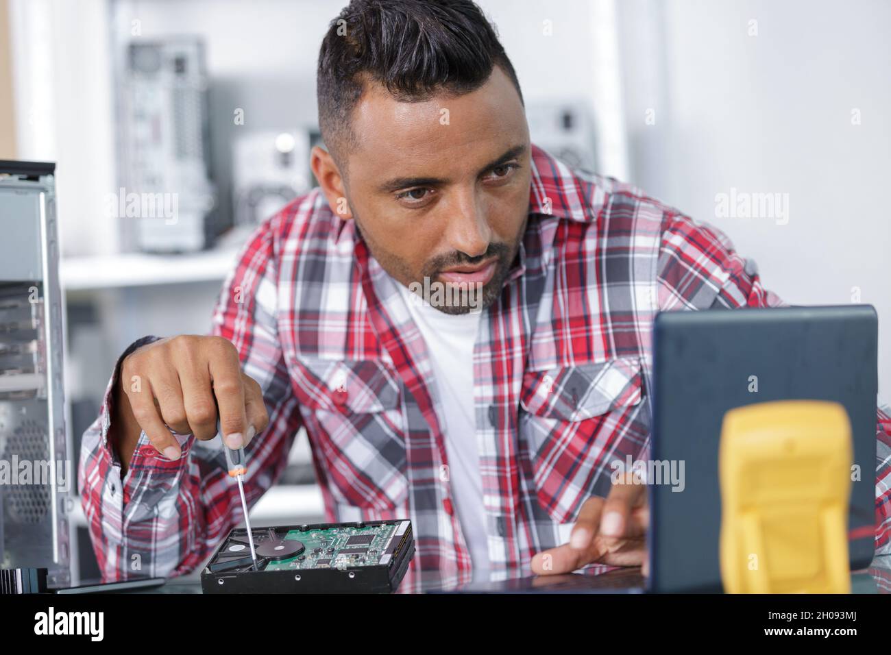 Compute pc desktop hi-res stock photography and images - Alamy