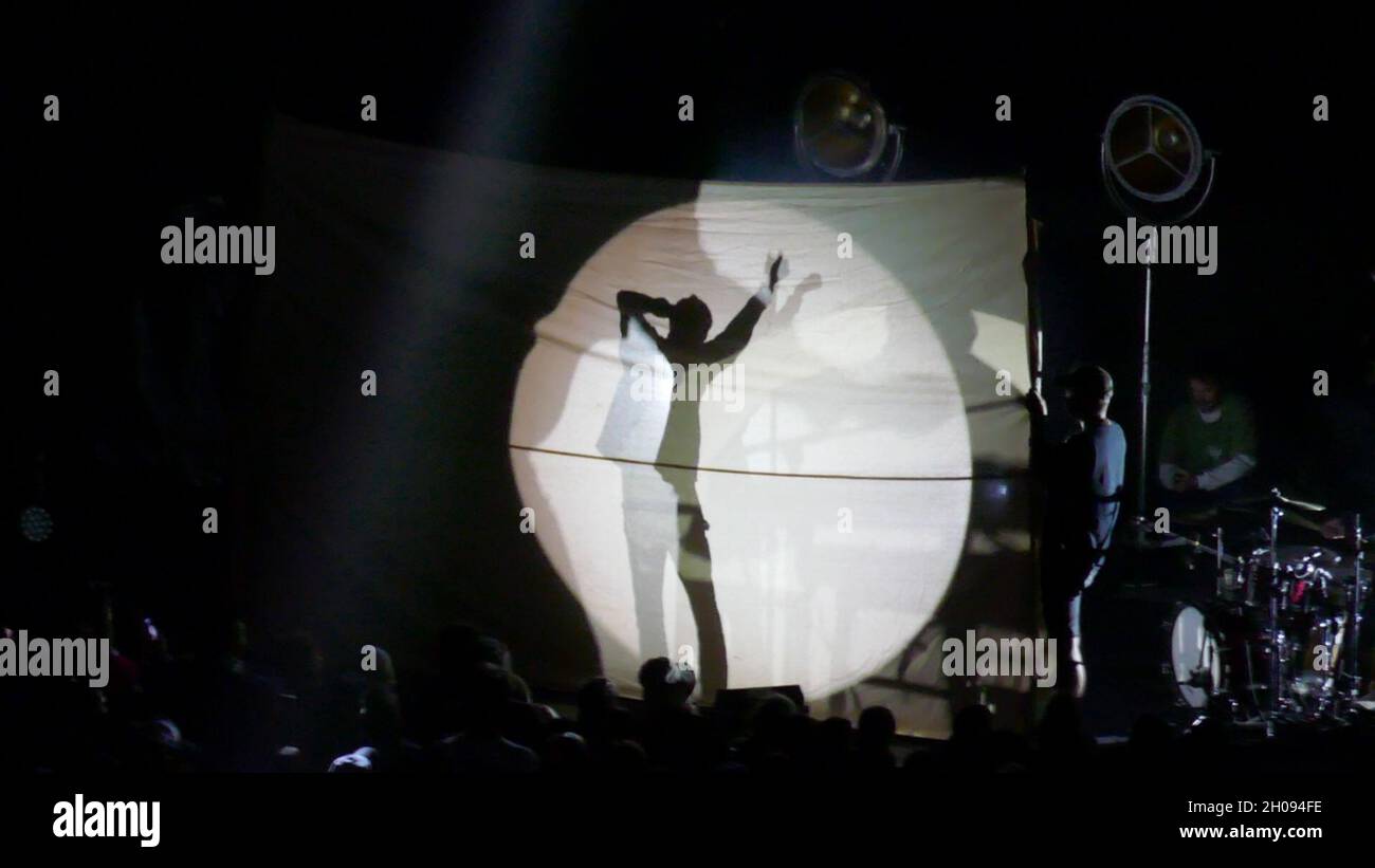 Half alive band hi-res stock photography and images - Alamy