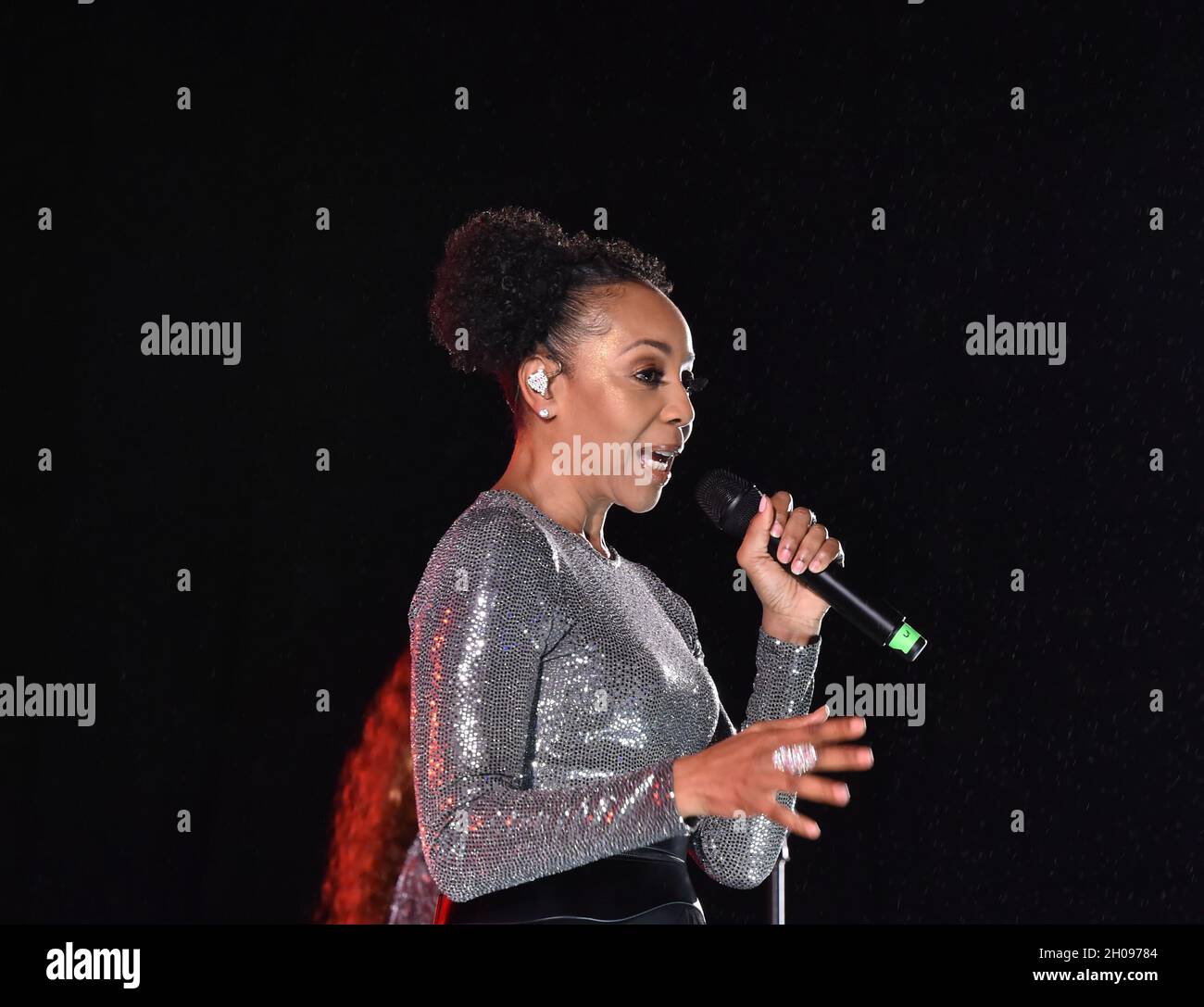 October 11, 2021, Portsmouth, Virginia, USA: TERRY ELLIS of En Vogue ...