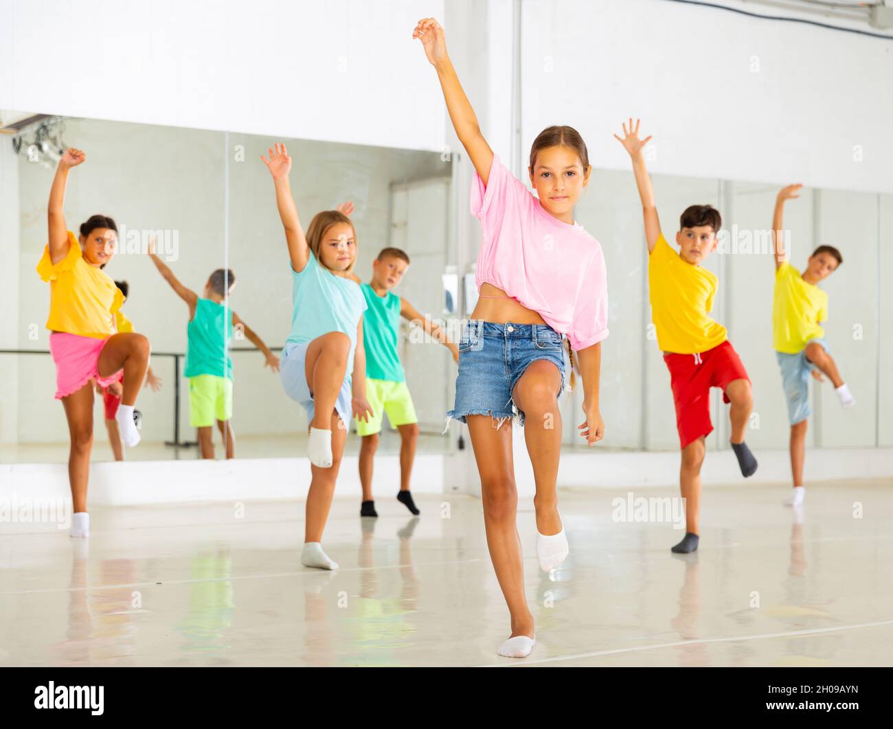 Classroom movement activity hi-res stock photography and images - Alamy