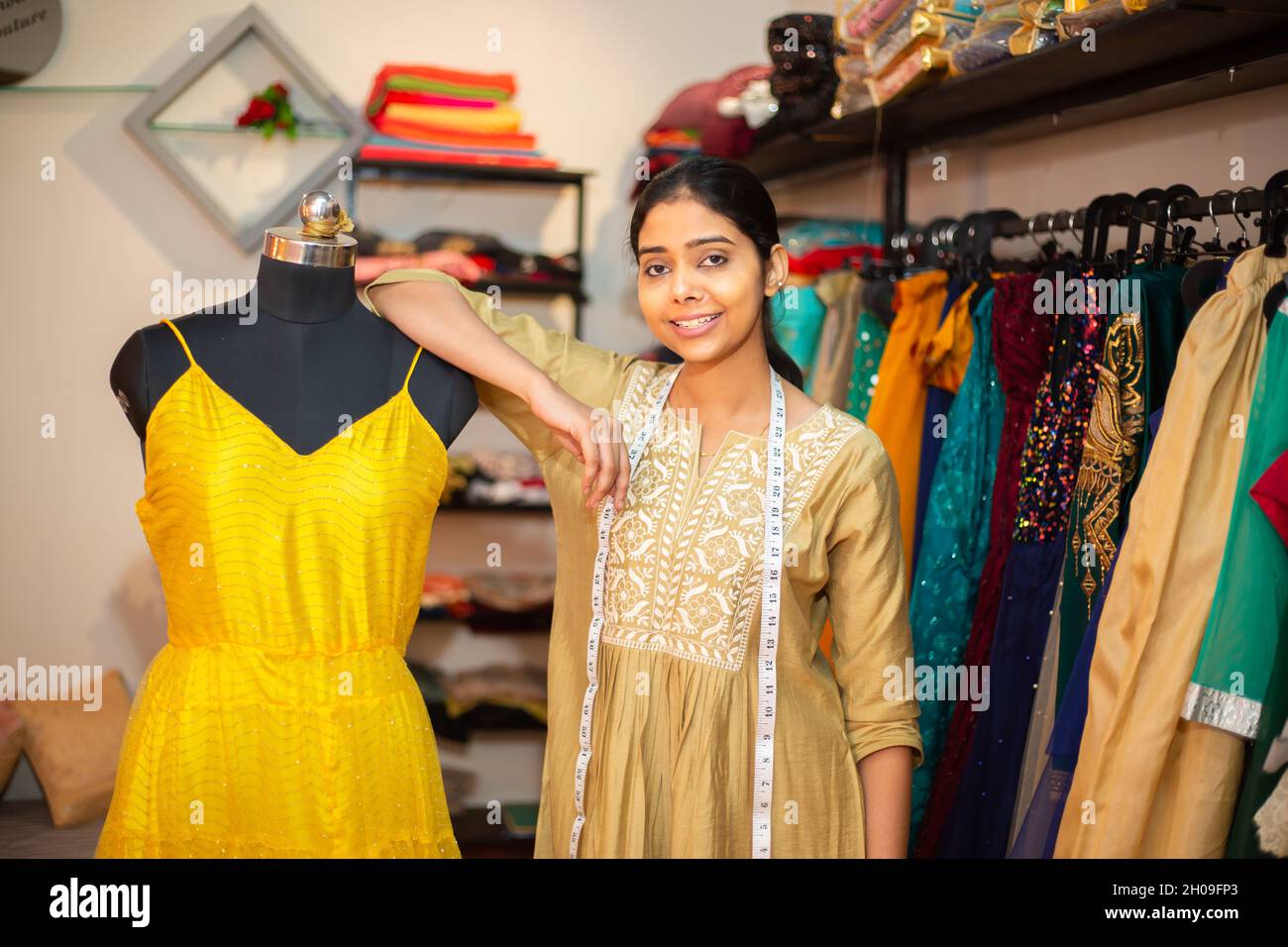 Indian dummy hi-res stock photography and images - Alamy