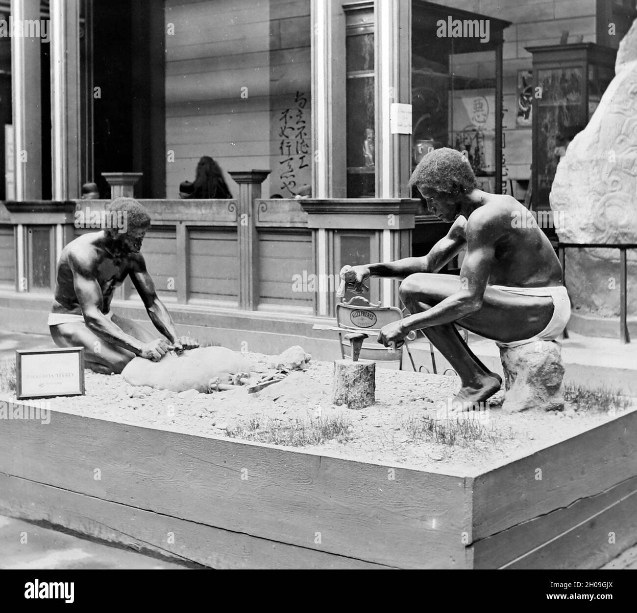 Statues of the workers hi-res stock photography and images - Alamy