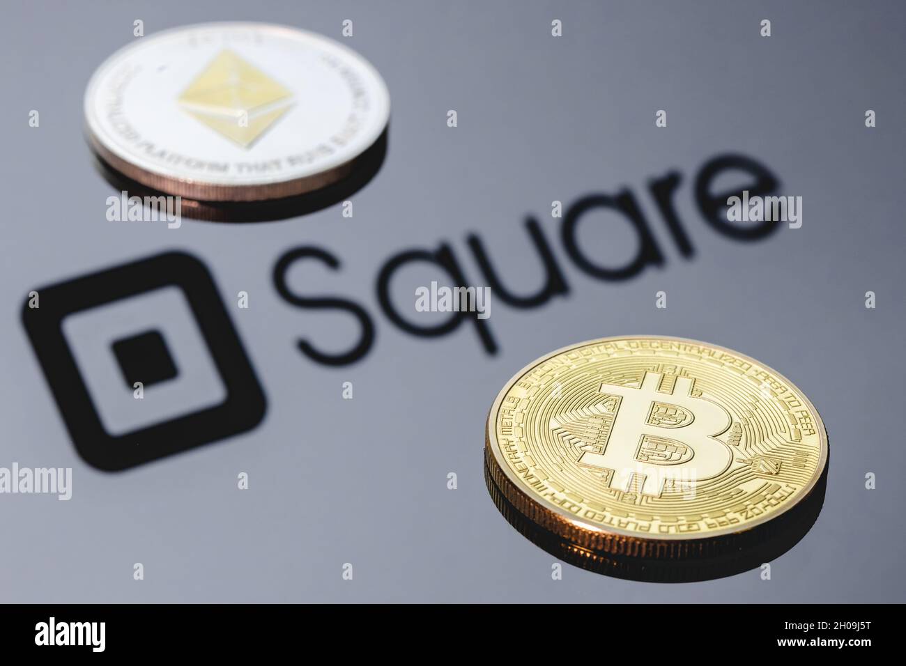 Ethereum logo hi-res stock photography and images - Alamy