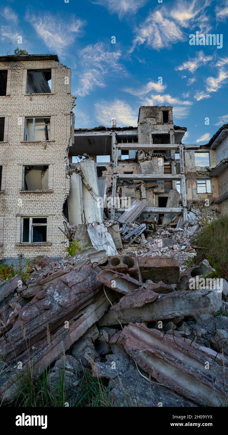 Collapsed Large Building After Disasted Collapsed Exposing Eartquake ...