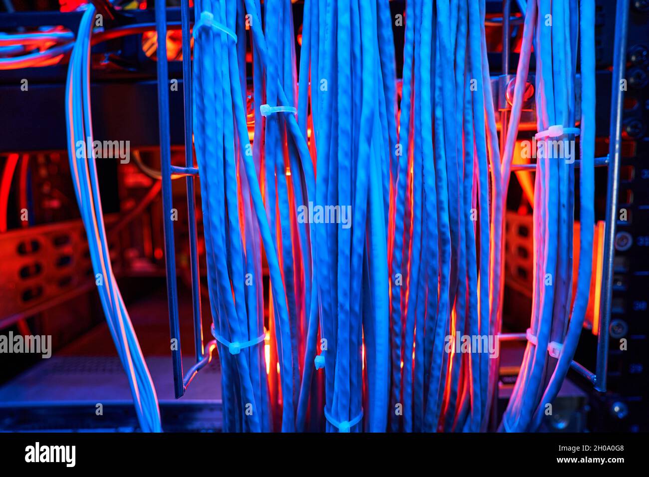 Unshielded twisted pair hi-res stock photography and images - Alamy