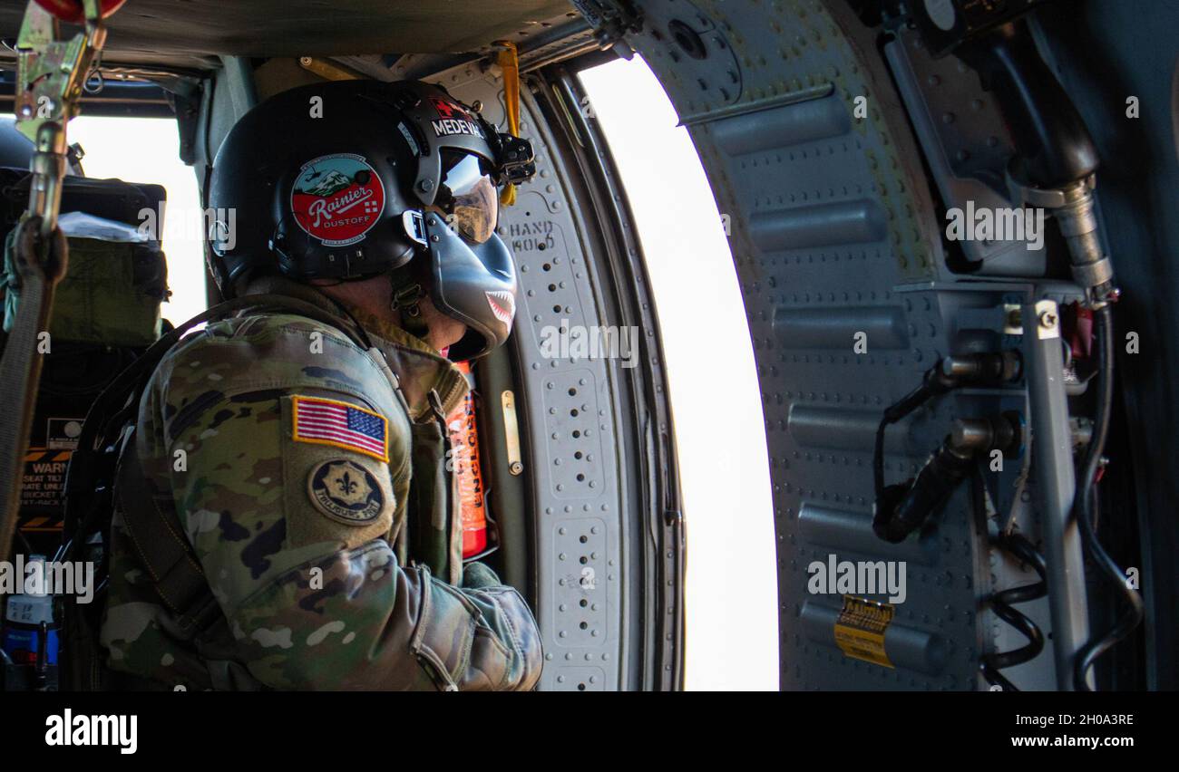 Sgt. Thomas Foose, a crew chief with the 1st Battalion, 168th General ...