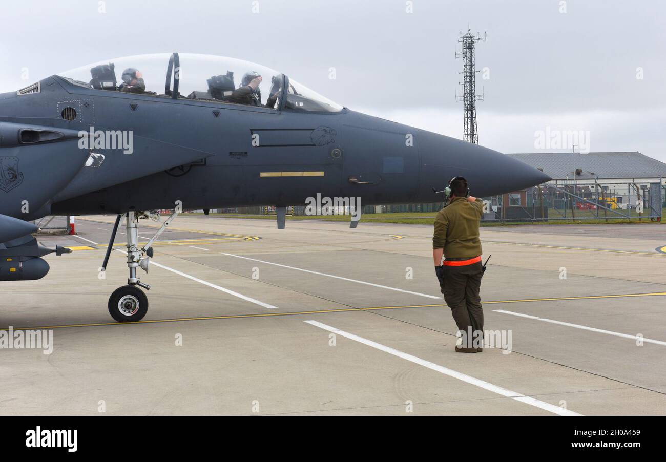 U.S. Air Force Staff Sgt. Zachery Larson, 48th Aircraft Maintenance ...